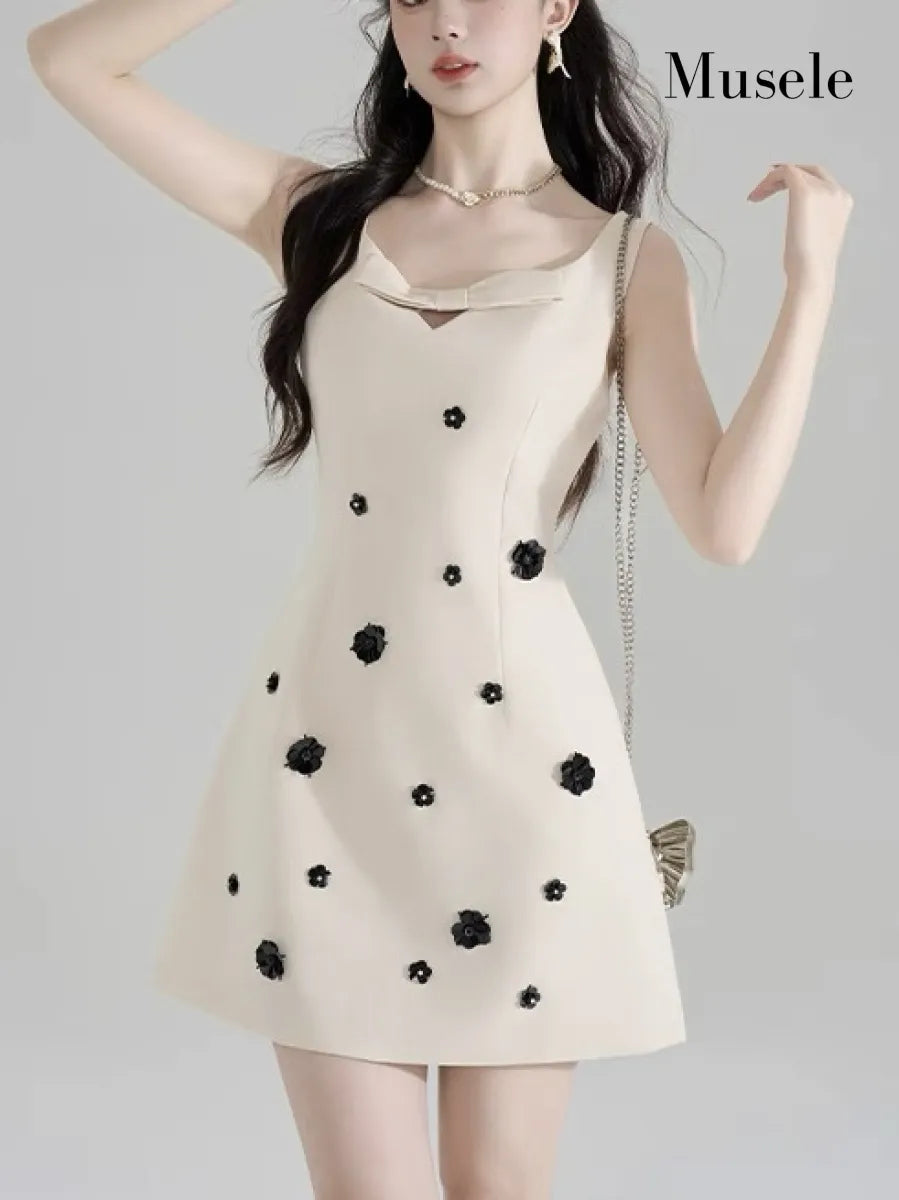 フラワーエンブロイダリーノースリーブドレス[m151] – Musele